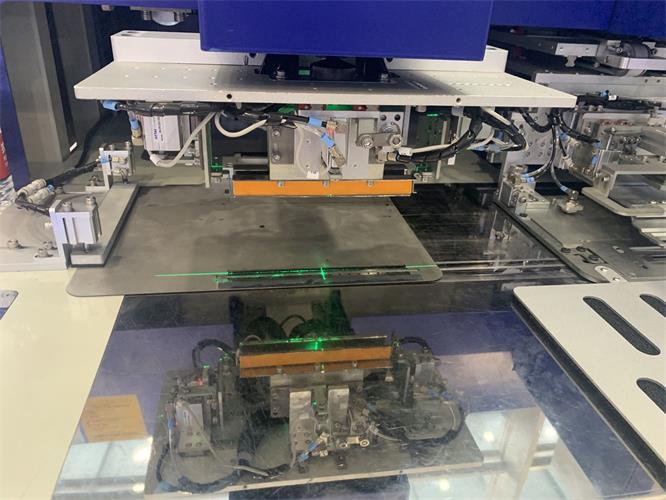 China Automatic laser pocket welting machine TS-995 Manufacture and ...